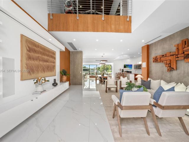 12880 N Bayshore Dr, North Miami, FL 33181 | MLS #A11960