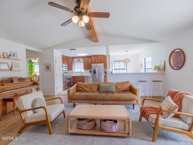 12887 Bentwater Dr, Jacksonville, FL 32246