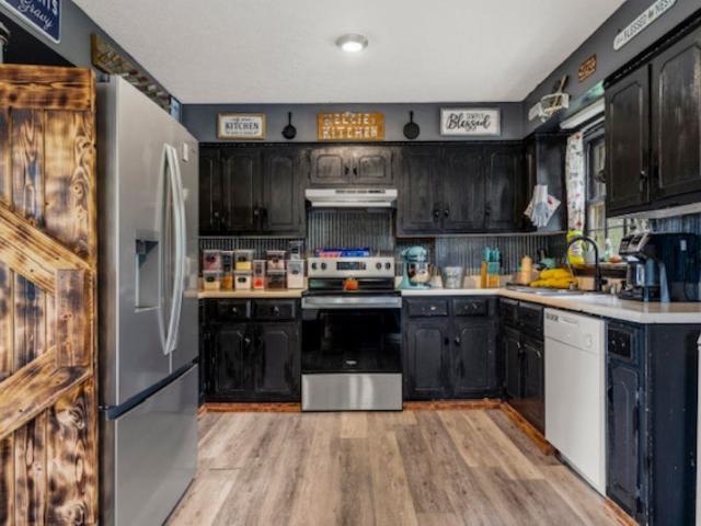 1288 New Grove Road