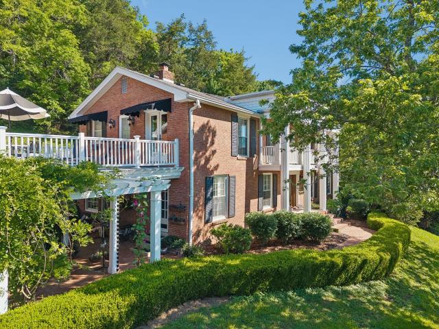 1288 Old Hillsboro Rd