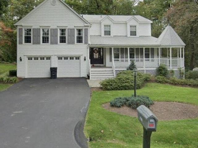 1288 Auburn Grove Ln, Reston, VA 20194 | MLS #VAFX2299 | Compass