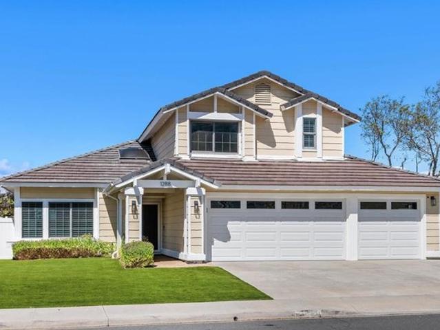 1288 Sagewood Dr, Oceanside, CA 92056