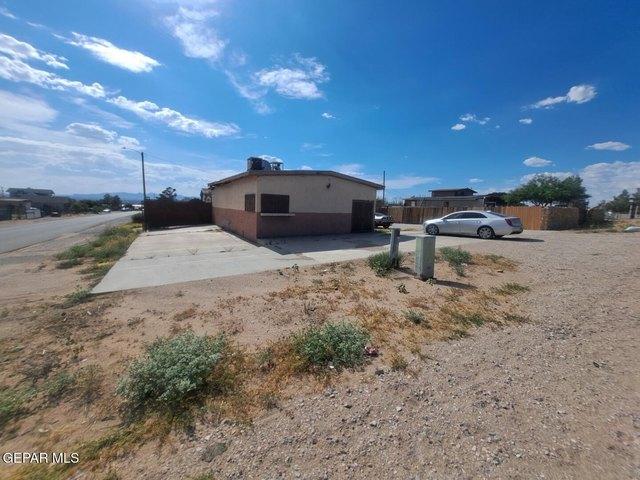 12899 Shakespeare Dr, El Paso, TX 79928