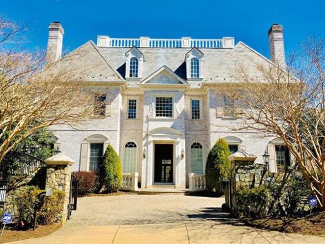 1289 Ballantrae Farm Dr, McLean, VA 22101