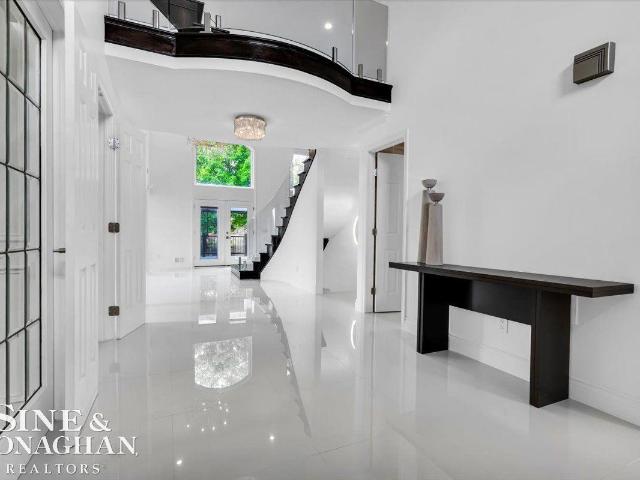 1289 Creek Pointe Drive