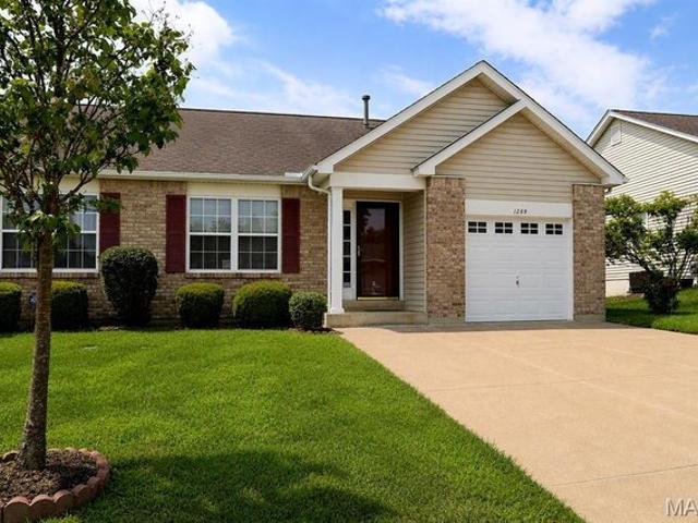 1289 Summergate Pkwy Unit 2B, Saint Peters, MO 63303