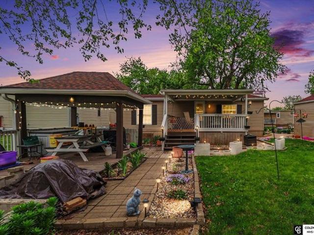 12803 Aurora Plz, Omaha, NE 68164