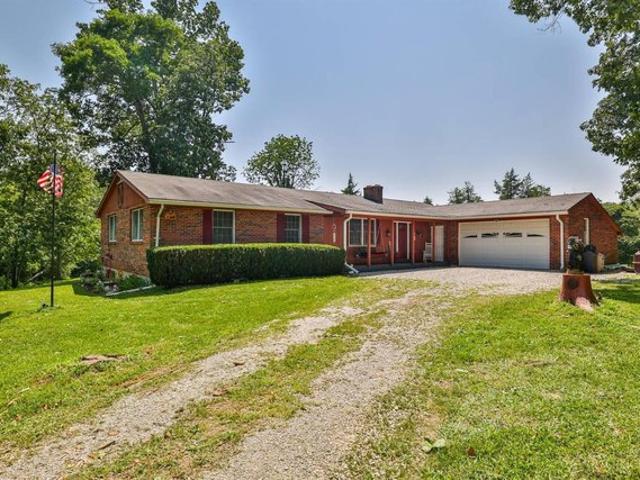 12800 Akes Rd, Moores Hill, IN 47032