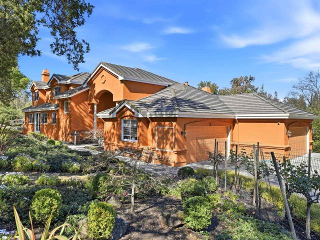 12800 Clausen Ct