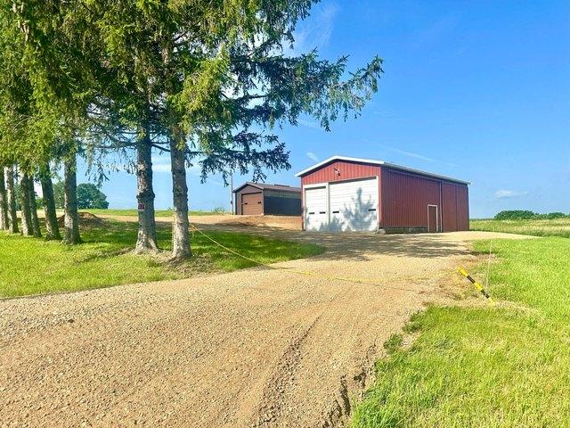 12801 2 East St, Princeton, IL 61356