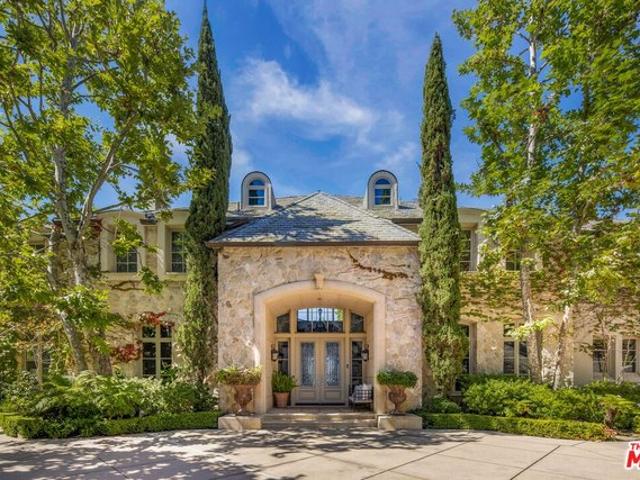 12801 Chalon Rd, Los Angeles, CA 90049
