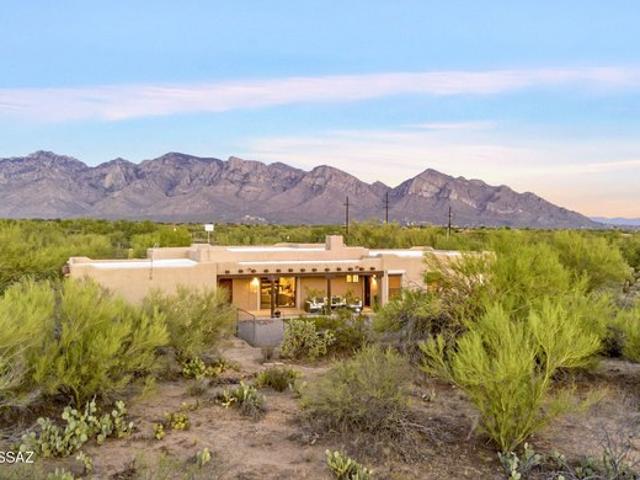 12801 N Kingair Dr, Oro Valley, AZ 85755