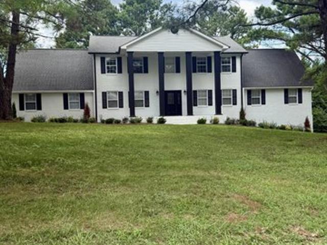 12801 Peach View Dr, Knoxville, TN 37922