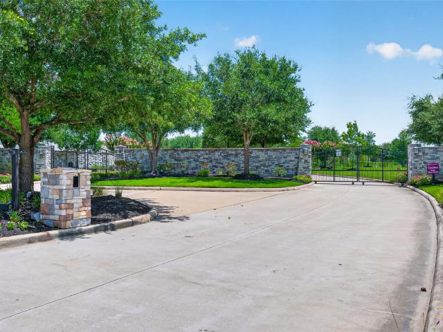 12802 N Palomino Lake Circle