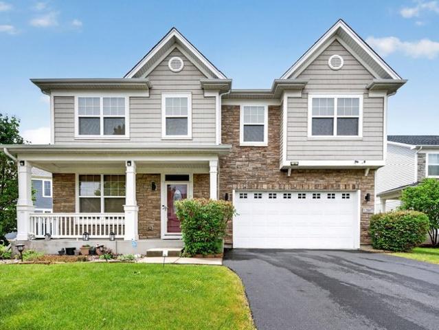 12807 Timber Wood Cir, Plainfield, IL 60585