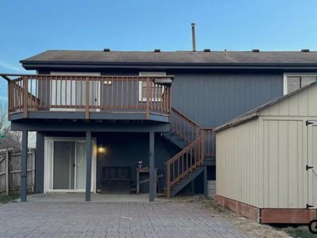 12804 Olive St, La Vista, NE 68138