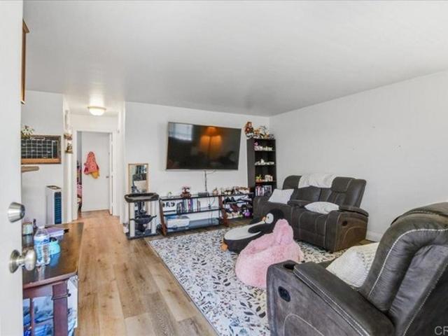 12805 Mapleview St Unit 8, Lakeside, CA 92040