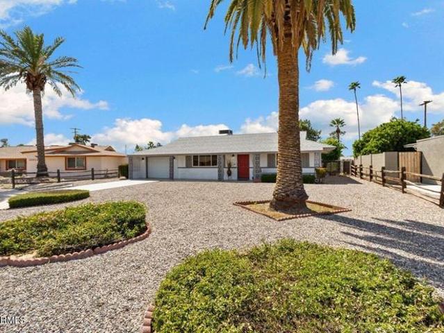 12806 N Lake Dr, Sun City, AZ 85351