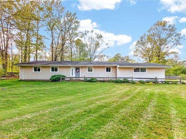 12808 Wellswood Trl, Chesterland, OH 44026