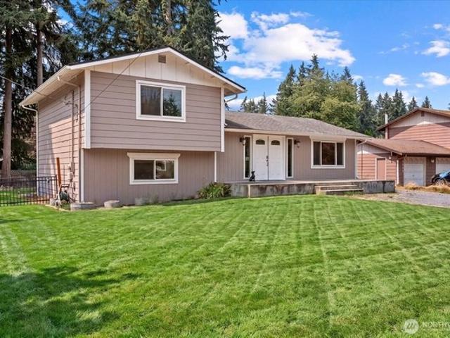 12808 Military Rd E, Puyallup, WA 98374