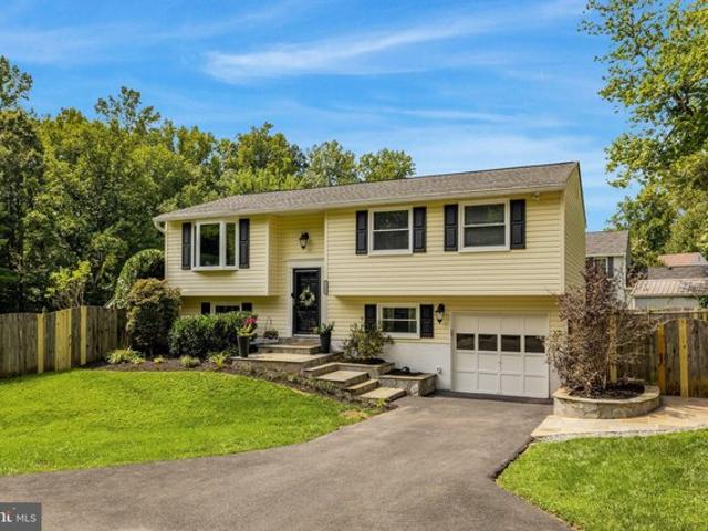 12809 Kettering Dr, Herndon, VA 20171