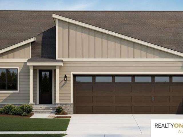 1280 Meadow Ln, Plattsmouth, NE 68048