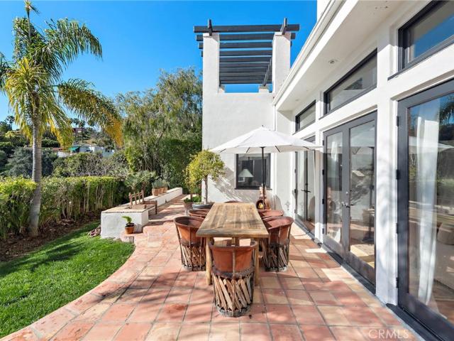 1280 Morningside Dr, Laguna Beach, CA 92651 | MLS #LG26069