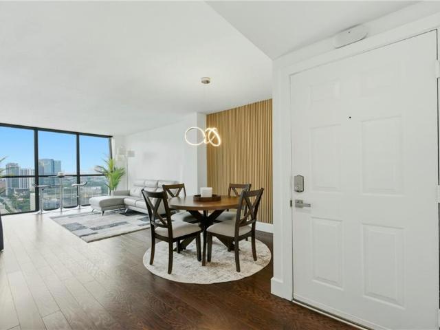 1280 W Peachtree Street NW 3607