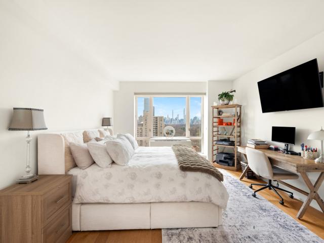 1280 5th Avenue, Unit 20C