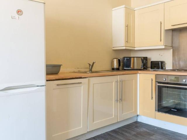 1280L Valleyfield Street, Edinburgh, EH3 9LS