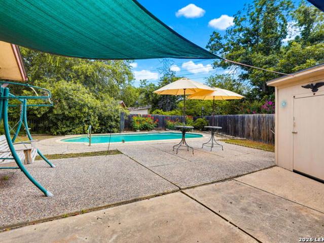 12811 Varrientos St