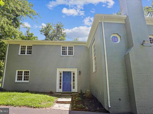 12811 Lacy Drive