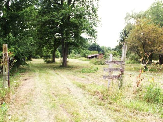 12817 Yale Rd, Brockway, MI 48097