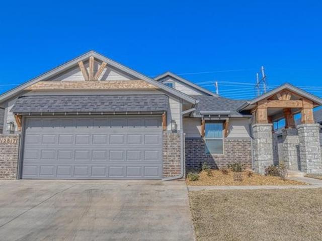 12817 NW 4th St, Yukon, OK 73099