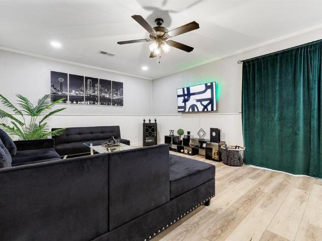 12814 Pandora Drive