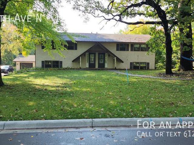 12815 15th Ave N, 3 beds, 2 full baths