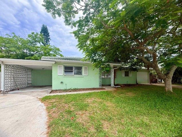 1281 Morse Blvd, Riviera Beach, FL 33404