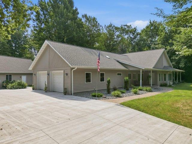 1281 nd St, Bloomer, WI 54724