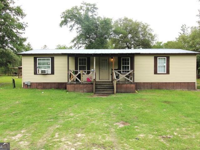 1281 Old Kenfield Rd, Twin City, GA 30471