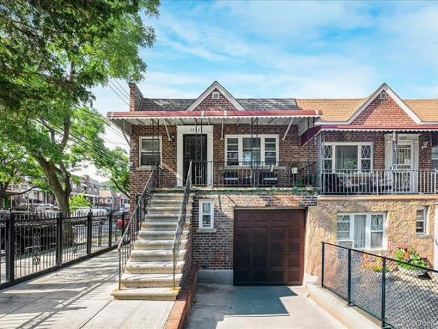 1281 Arnow Ave, Bronx, NY 10469