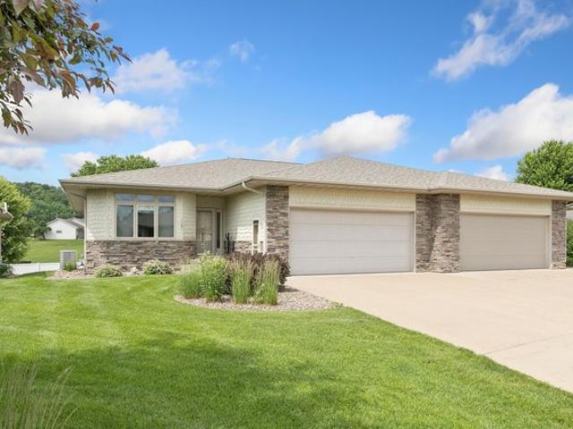 1281 Bentgrass Ct, Onalaska, WI 54650