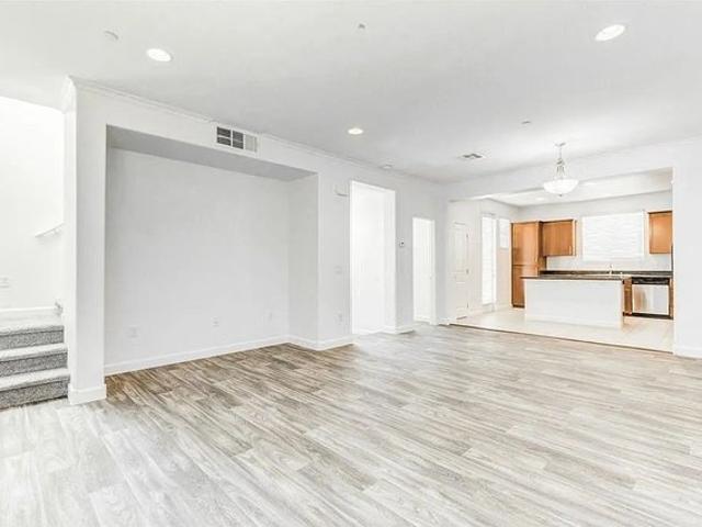 1281 Galleria Dr, Henderson, NV 89014