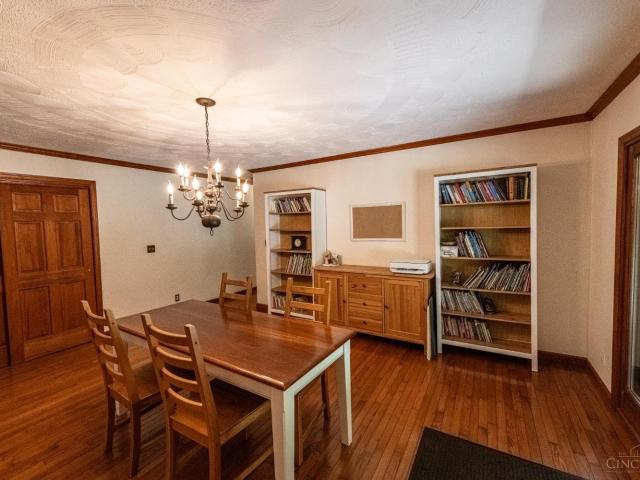 1281 Hiatt Road