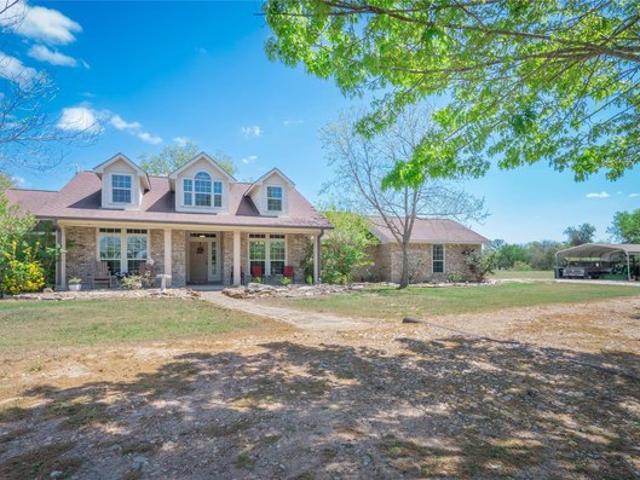 1281 Private Road 7037, Lexington, TX 78947