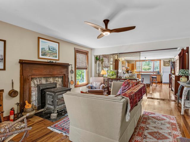 1281 Sharp Road