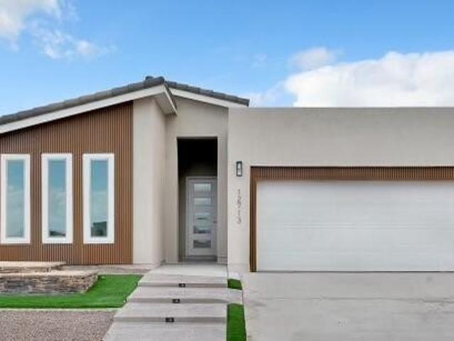 12821 Middlesbrough Ave, Horizon City, TX 79928