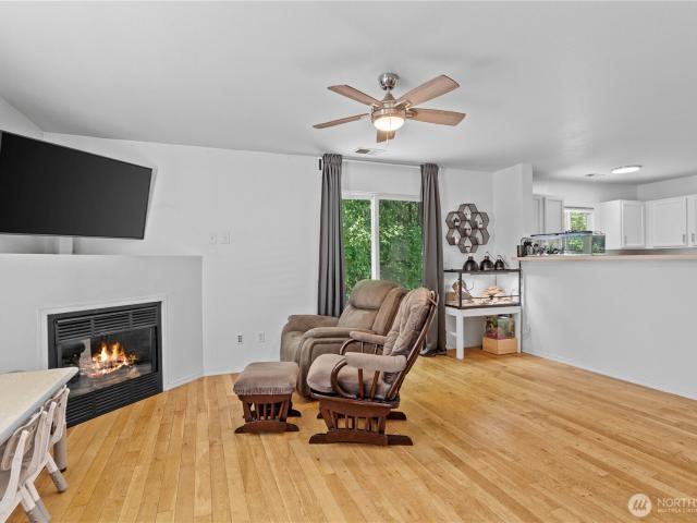 12822 th Street E