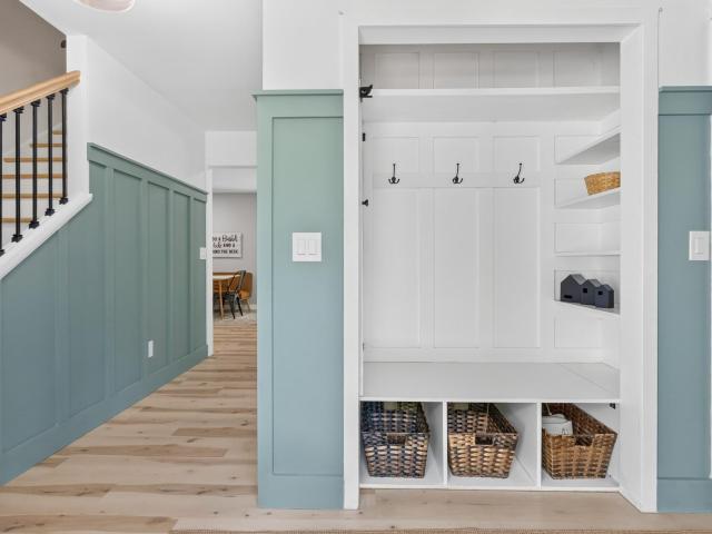 12825 Apple View Lane
