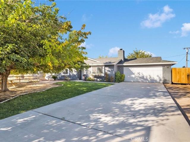 12828 Tamiani Rd, Apple Valley, CA 92308