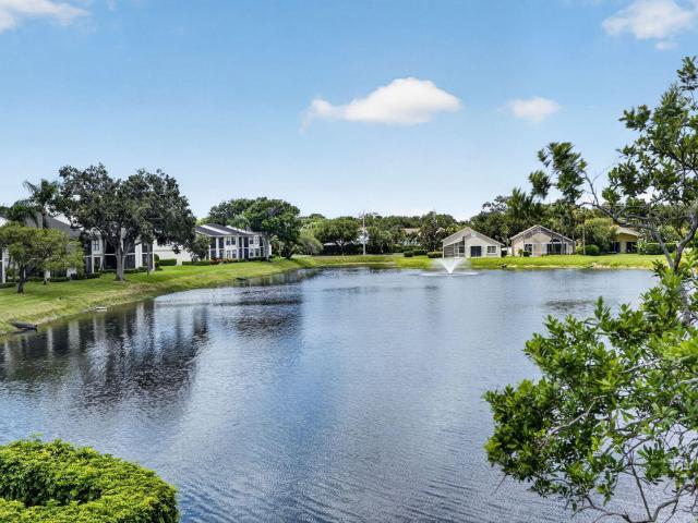 12829 Briarlake Drive Unit 201, Palm Beach Gardens, US, FL